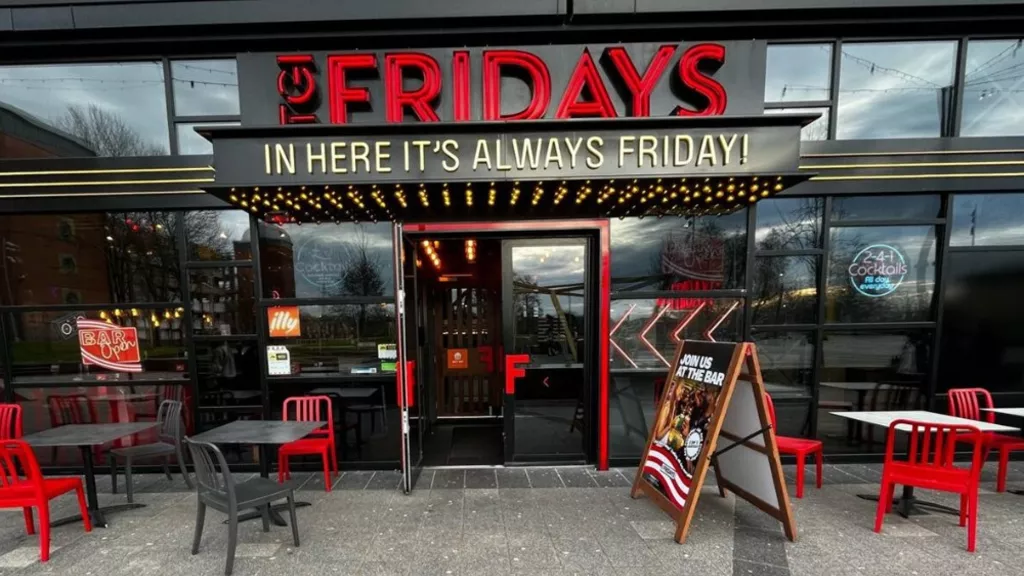 Bar & Restaurant Lakeside Quay | TGI Fridays